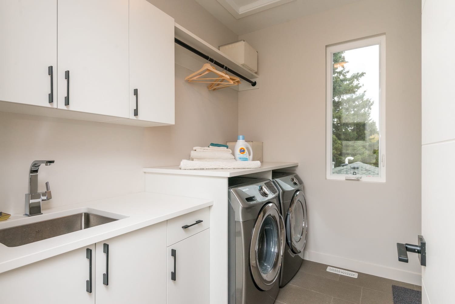 Intelligent Living Spaces - Modern Family Design | Modern Family Design