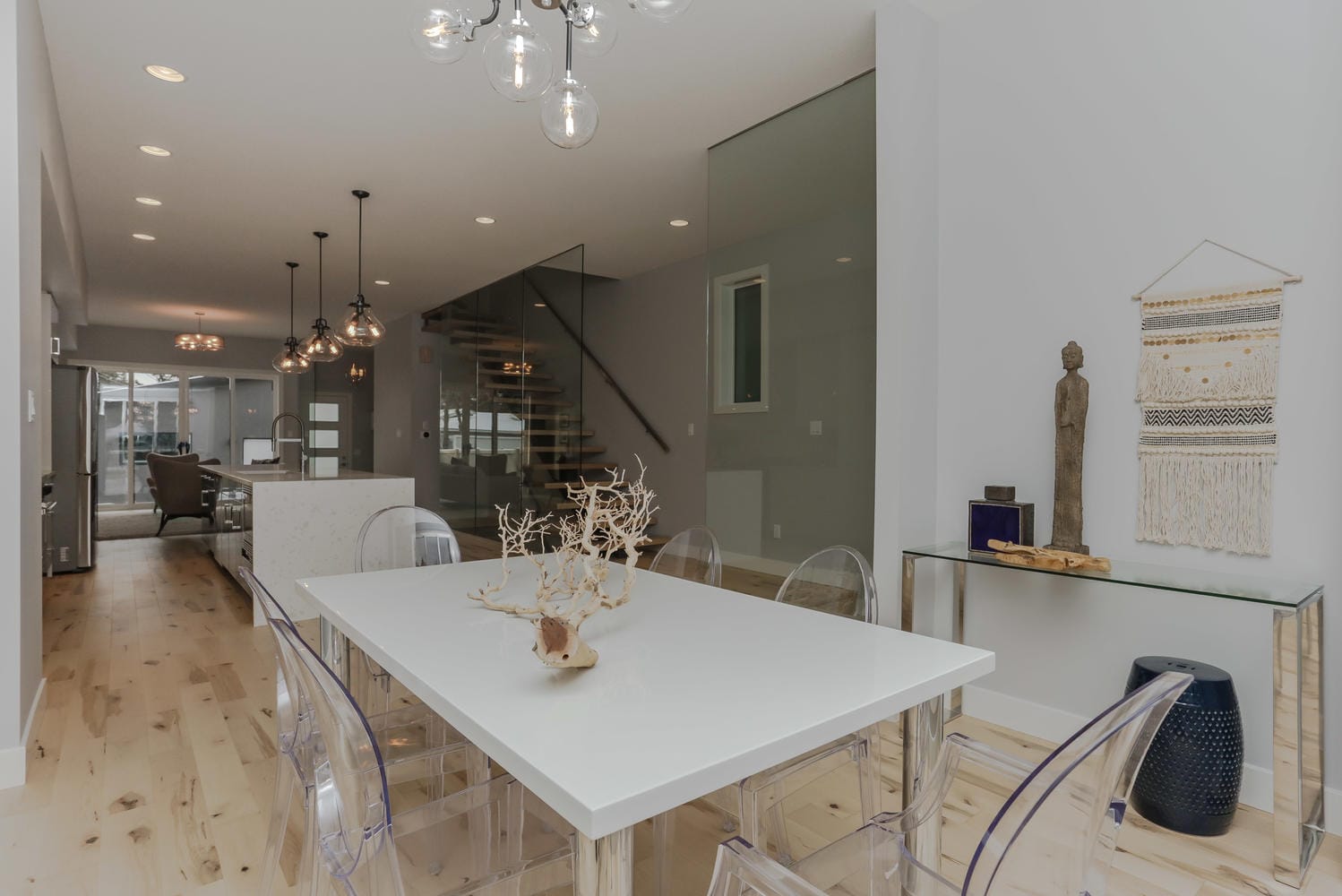 Intelligent Living Spaces - Modern Family Design | Modern Family Design