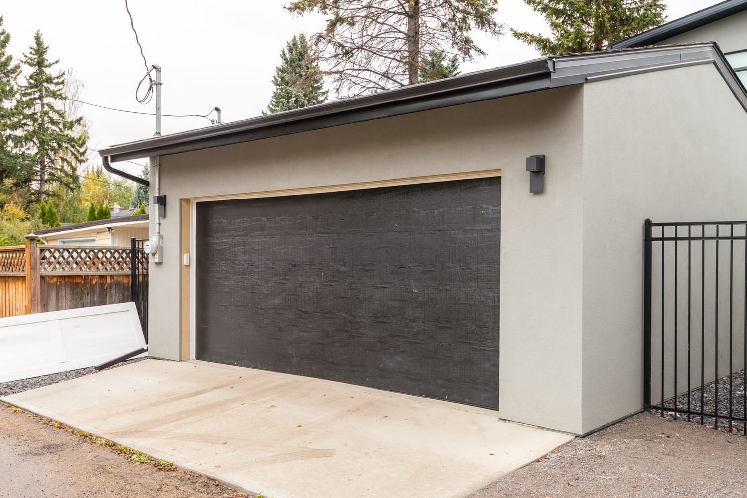 Intelligent Living Spaces - Modern Family Design | Modern Family Design